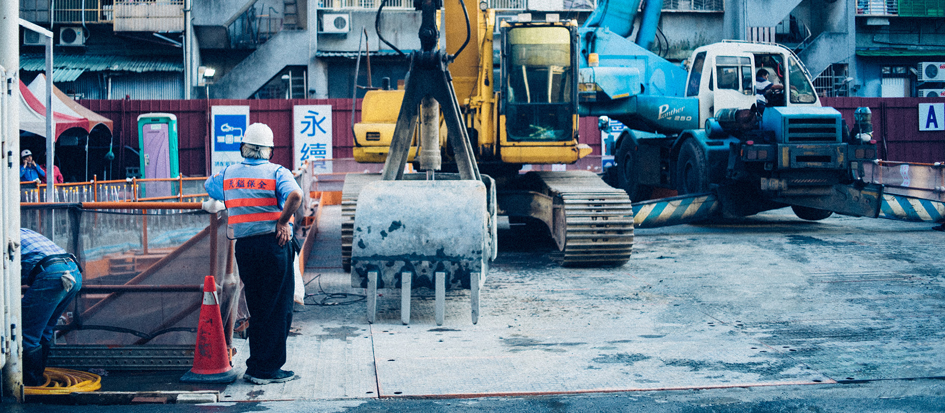 Header Overlay - Buildtab